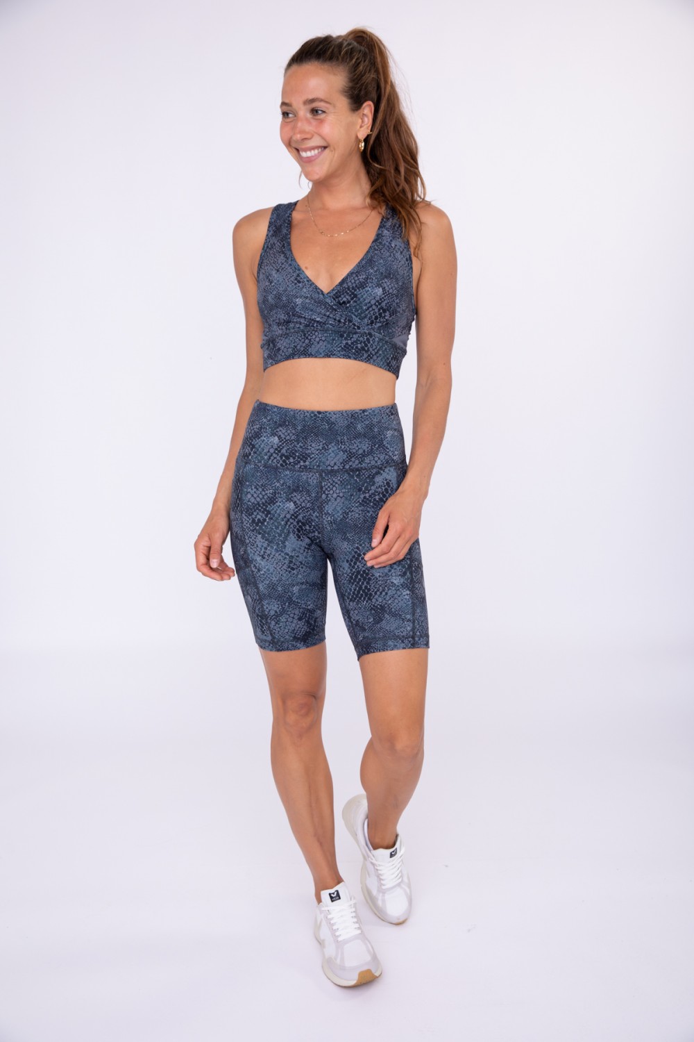 Mono B Sports Bra & Biker Shorts Cutout & Snake dusty navy set ...